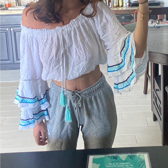 Surf Gypsy | Tops | Surf Gypsy White Ruffle Cropped Top | Poshmark